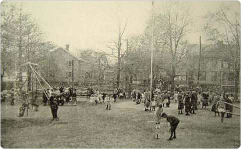 History of Playgrounds in Parks : NYC Parks