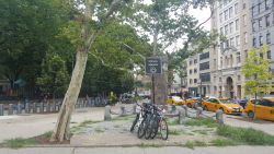 Straus Square : NYC Parks