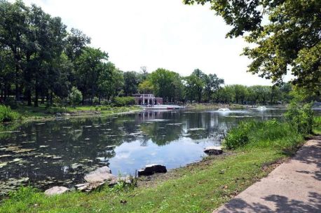 Crotona Park's Indian Lake and Nature Center : Photo Gallery : New York ...