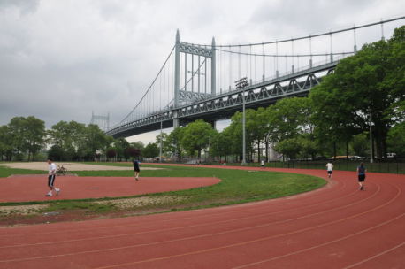 Astoria Park : Photo Gallery : New York City Department of Parks ...