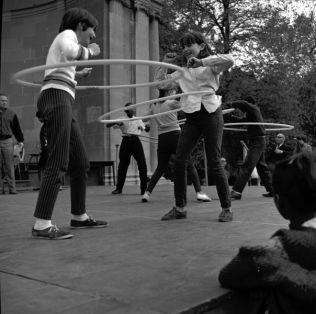 Hula Hoop Competition : Photo Gallery : New York City Department of ...