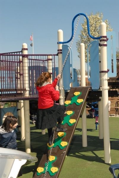 Gravesend Park : NYC Parks