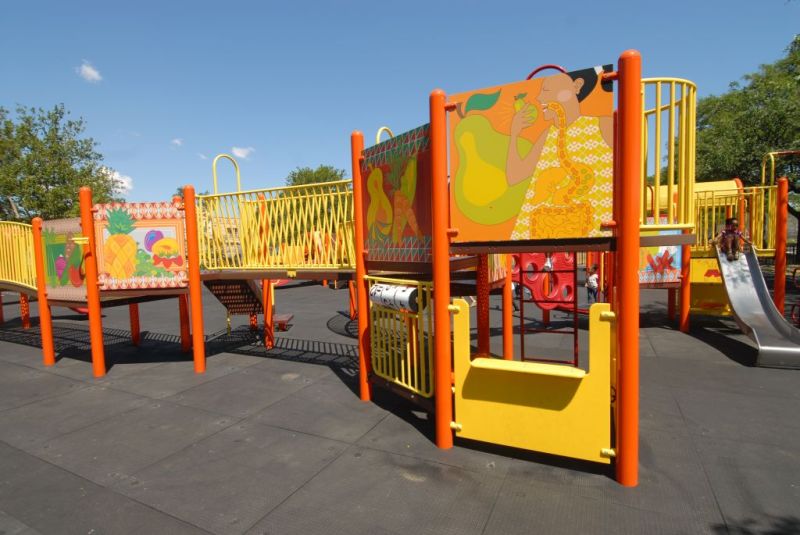 Robert E. Venable Park Images : NYC Parks