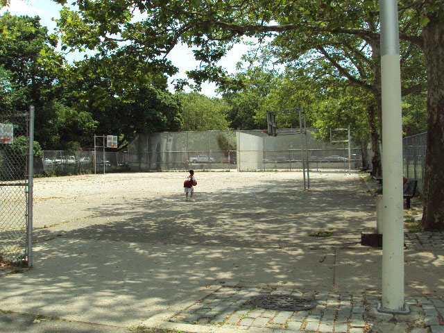 Bath Beach Park Basketball Courts : NYC Parks
