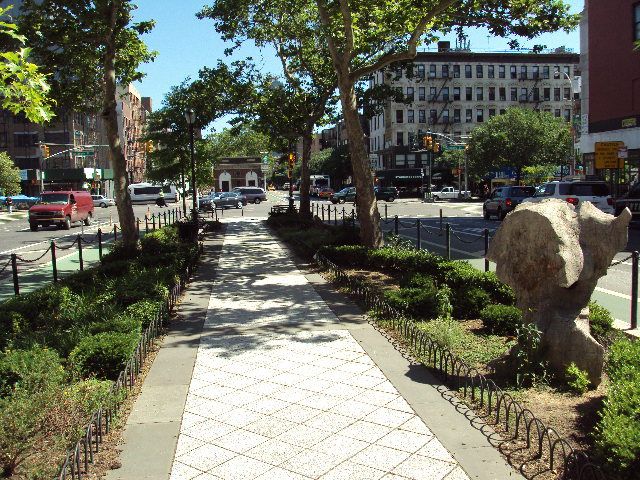 Allen Street Malls : NYC Parks