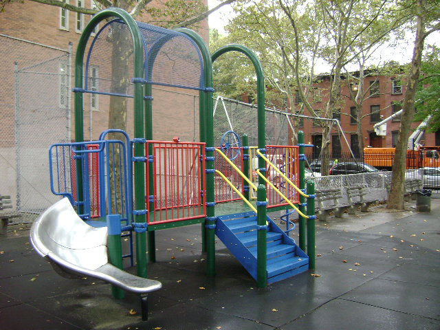 Edmonds Playground : NYC Parks