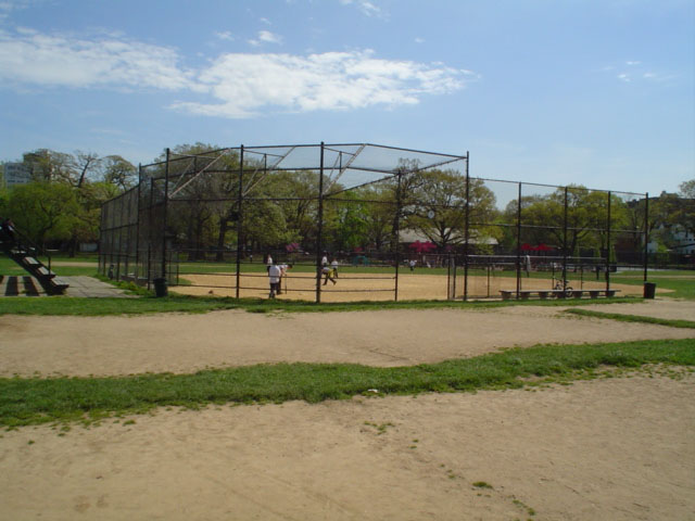 Friends Field : NYC Parks