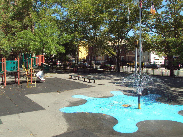 Howard Playground Outdoor Pools : NYC Parks