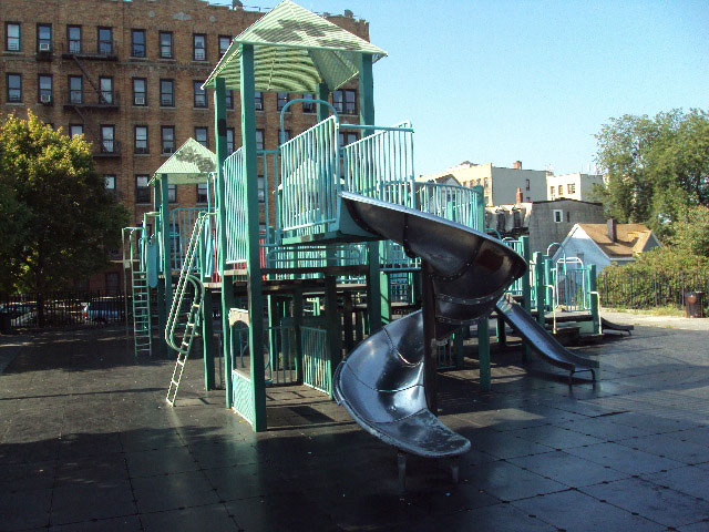 Bathgate Playground : NYC Parks