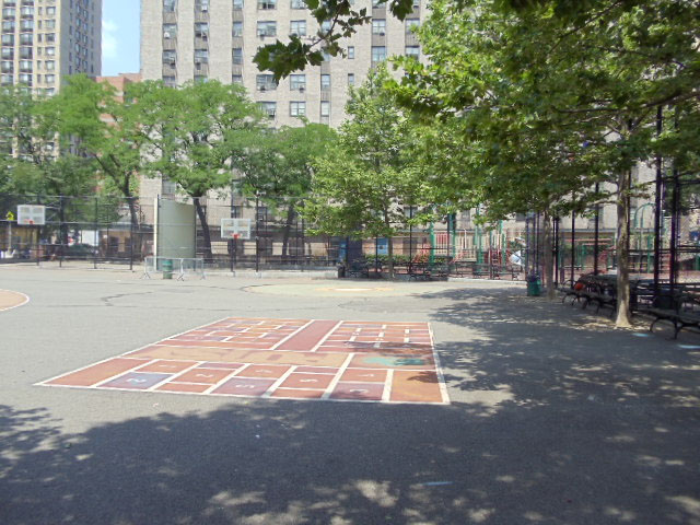 Sol Bloom Playground : NYC Parks