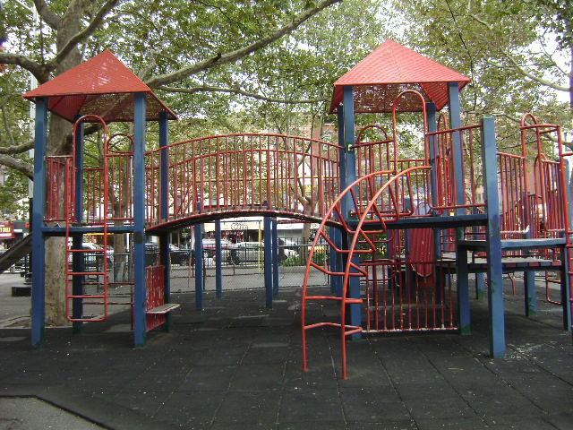 Poor Richard's Playground Highlights : NYC Parks