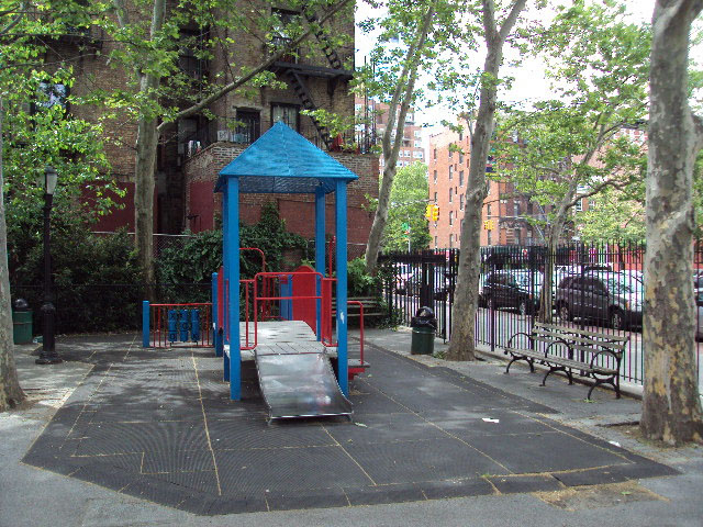 Playground of the Americas : NYC Parks