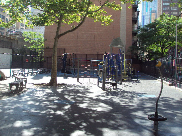 McCaffrey Playground : NYC Parks
