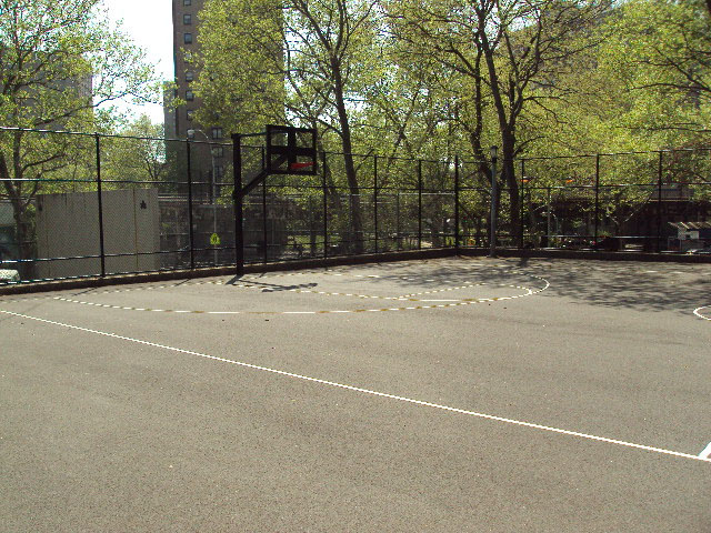 Captain Rivera Playground Basketball Courts : NYC Parks