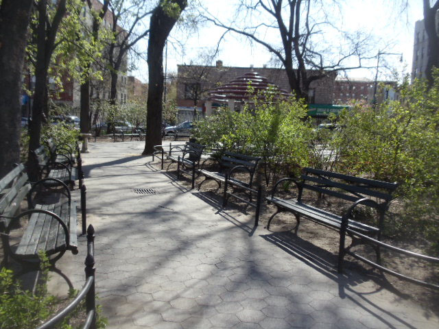 D'Auria-Murphy Triangle Highlights : NYC Parks