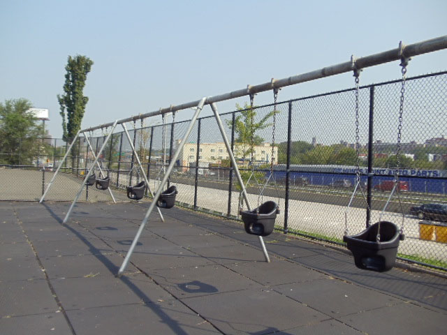 Daniel Boone Playground Highlights : NYC Parks