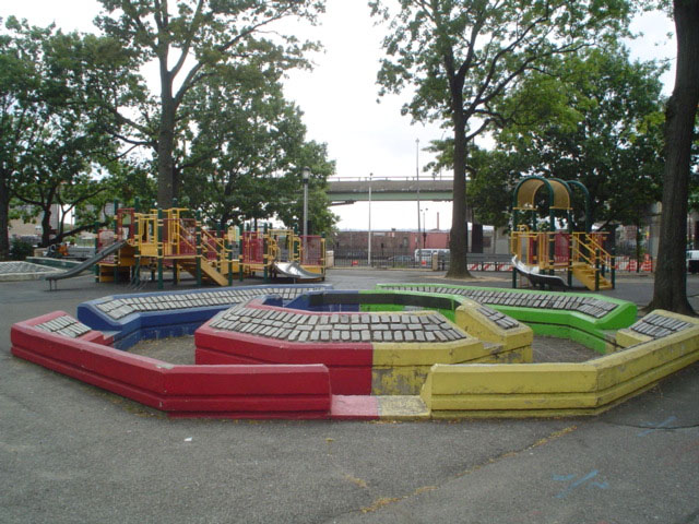 Lyons Square Playground Images : NYC Parks