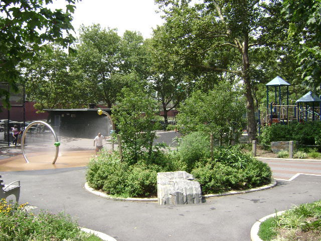 Millbrook Playground : NYC Parks