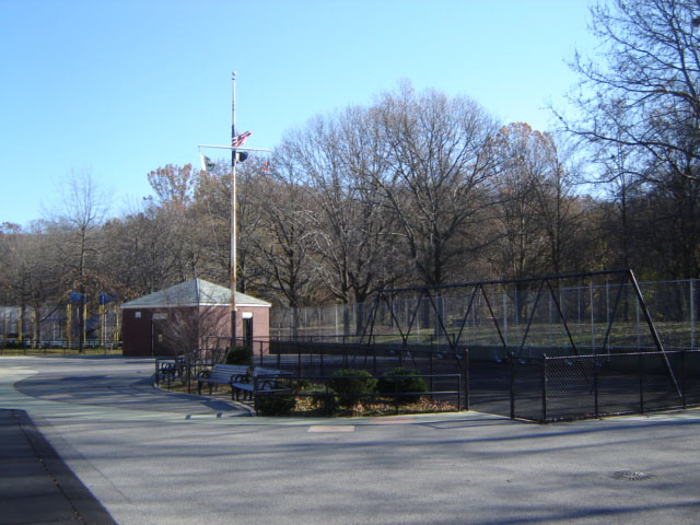 Alley Park Highlights : NYC Parks