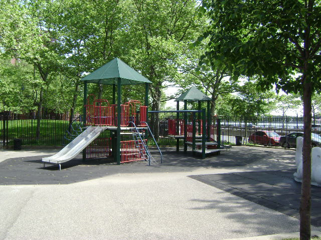 East River Playground : NYC Parks
