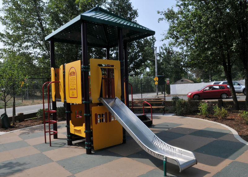 Drumgoole Tot Lot Map : NYC Parks