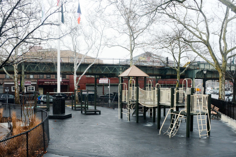 Brizzi Playground Highlights : NYC Parks