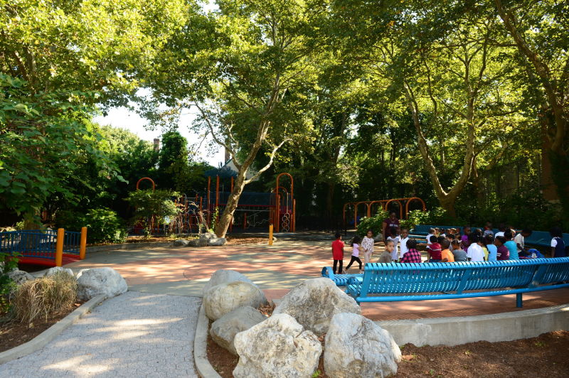 Davis Playground Playgrounds : NYC Parks