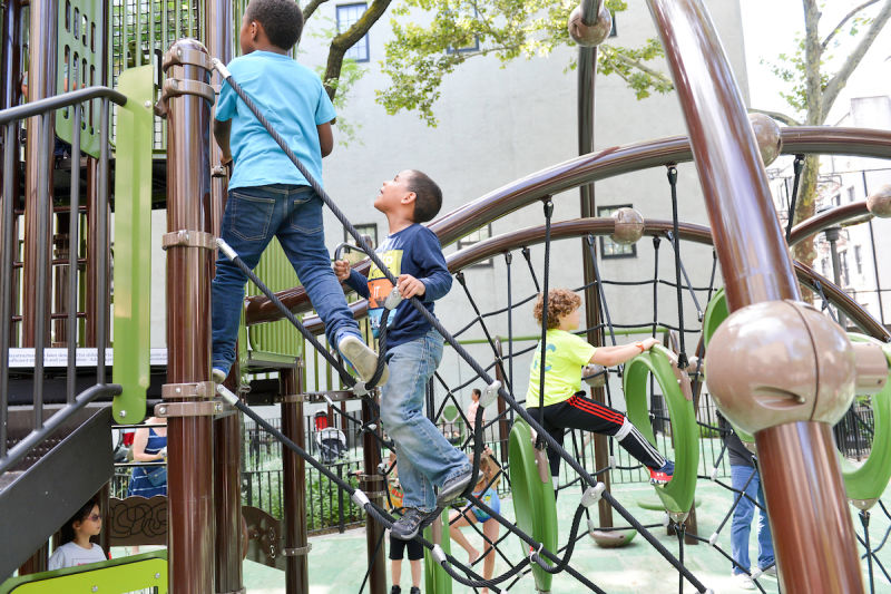Mathews-Palmer Playground Highlights : NYC Parks