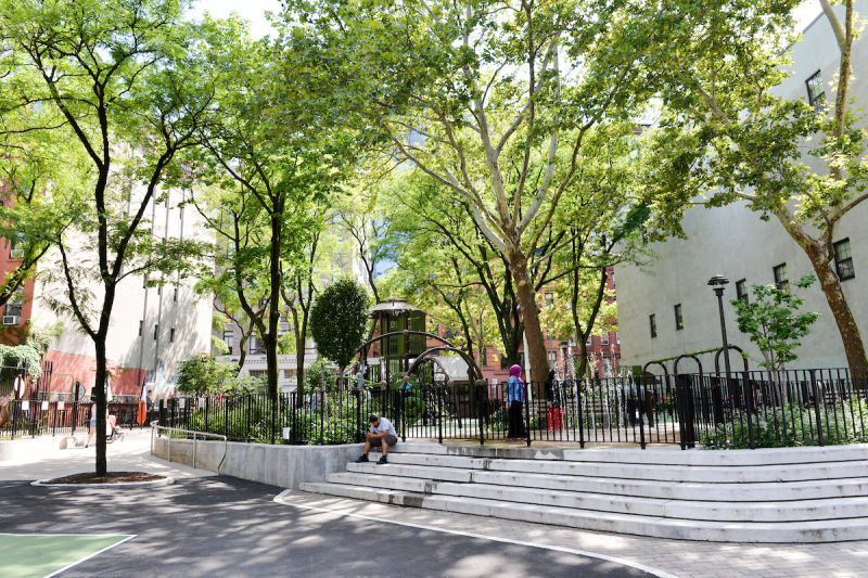 Mathews-Palmer Playground Highlights : NYC Parks