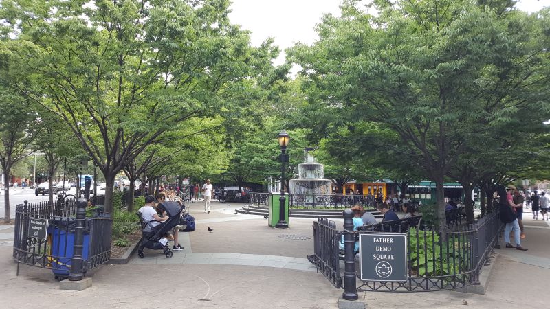 Father Demo Square : NYC Parks