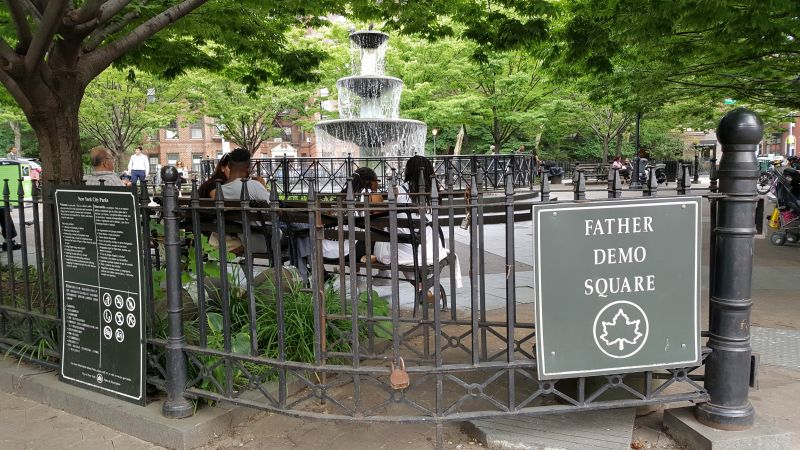 Father Demo Square : NYC Parks