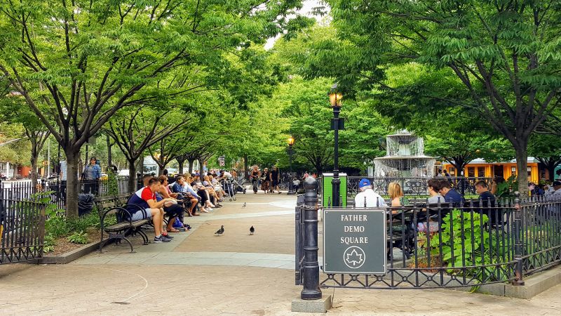 Father Demo Square : NYC Parks