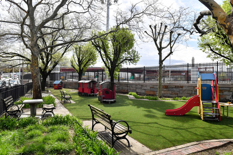 Old Hickory Playground : NYC Parks