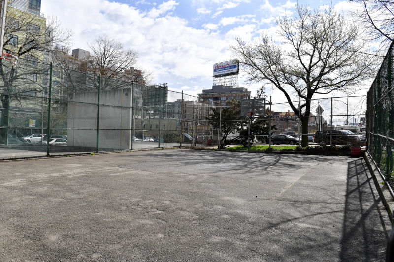 Notorious LIC Park Images : NYC Parks