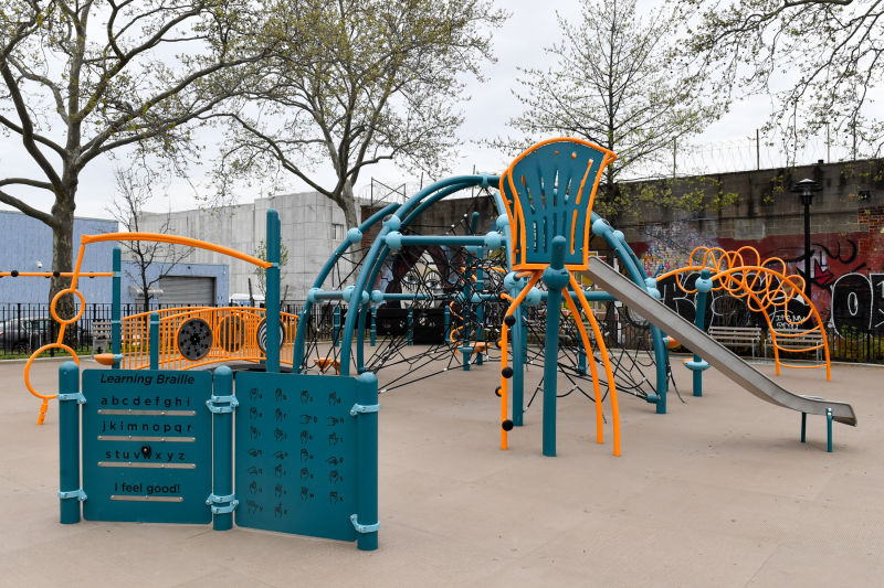 Ten Eyck Playground : NYC Parks
