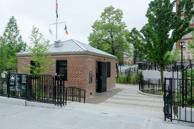 Hunts Point Playground Facilities : NYC Parks
