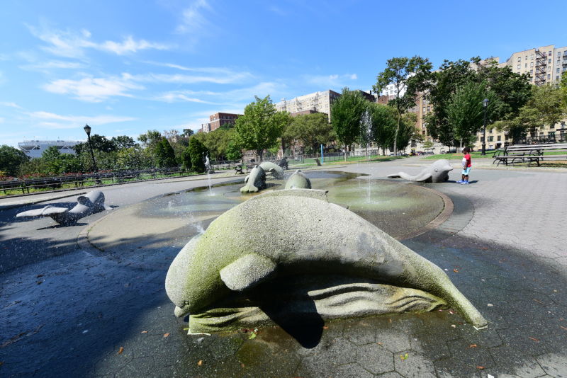 Rev. T. Wendell Foster Park and Recreation Center Outdoor Pools : NYC Parks