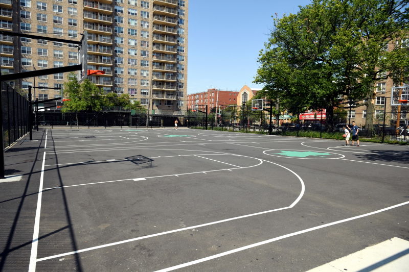 Bowne Playground : NYC Parks