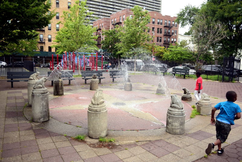 Nelson Playground Facilities : NYC Parks