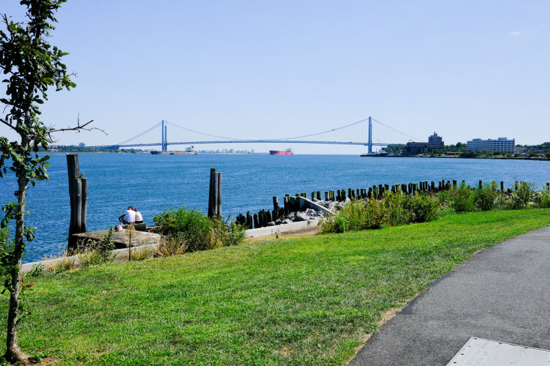 Stapleton Esplanade Images : NYC Parks