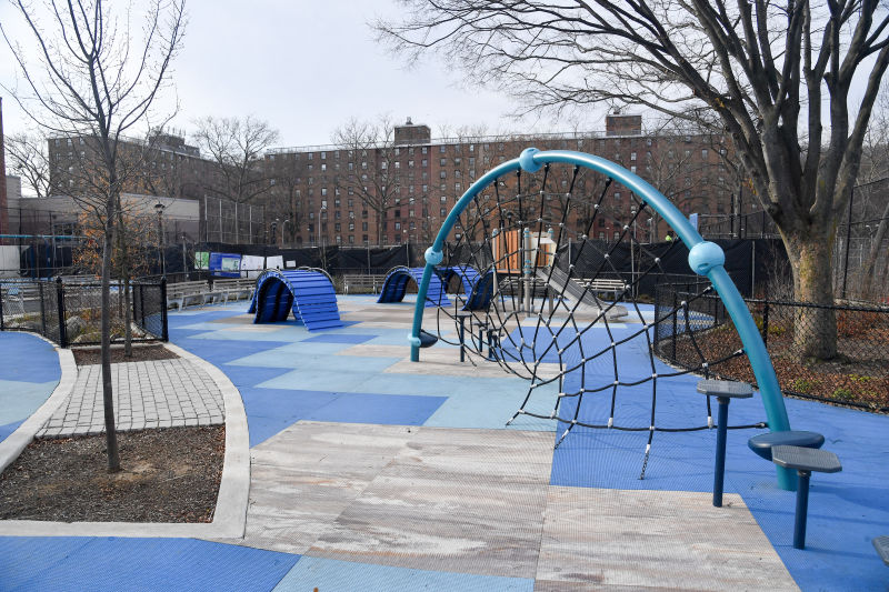 Rev. Dr. Maggie Howard Playground Outdoor Pools : NYC Parks