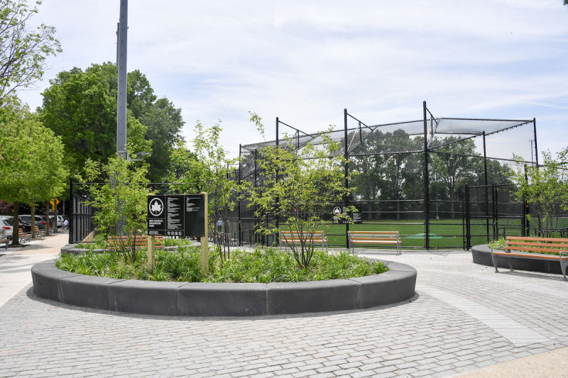 Gen. Douglas MacArthur Park : NYC Parks