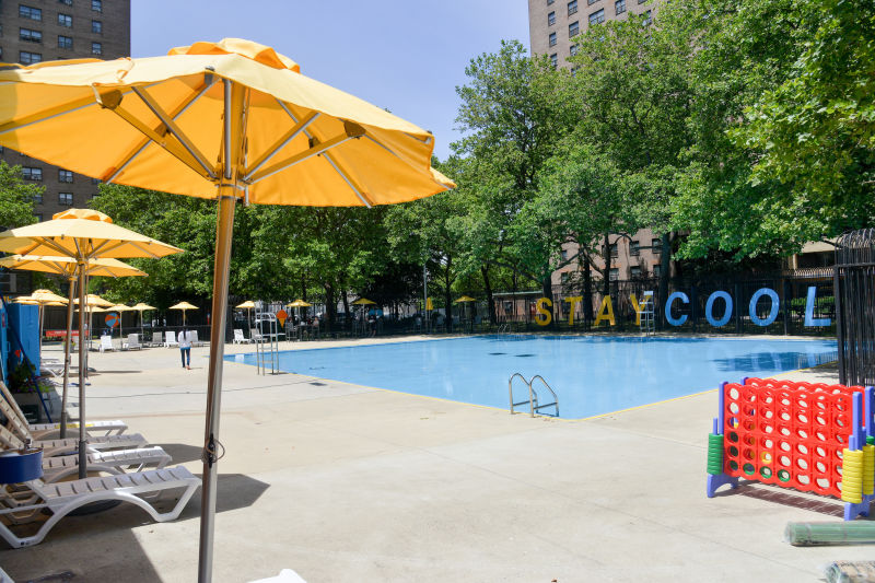 Bushwick Playground Outdoor Pools : NYC Parks