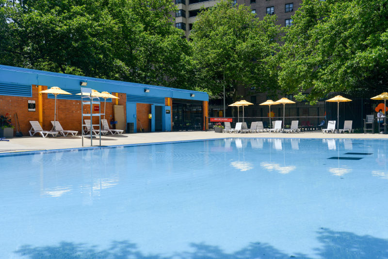 Bushwick Playground Outdoor Pools : NYC Parks