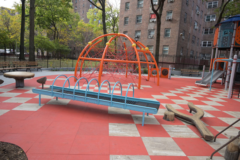 Abraham Lincoln Playground : NYC Parks