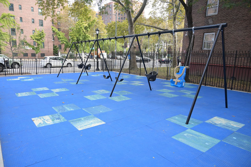 Abraham Lincoln Playground Images : NYC Parks