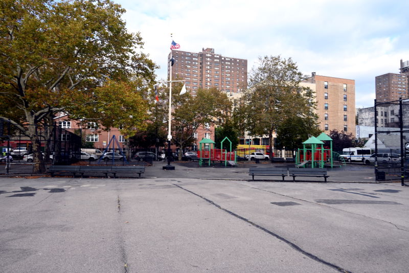 Pontiac Playground Playgrounds : NYC Parks