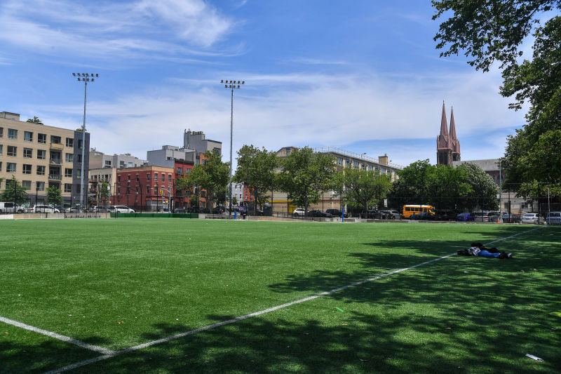 Sternberg Park : NYC Parks
