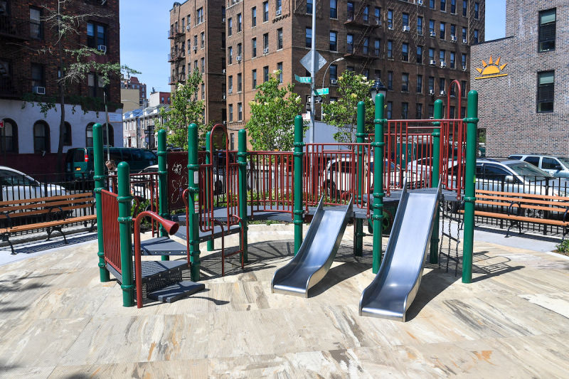 Babi Yar Triangle Playground : NYC Parks