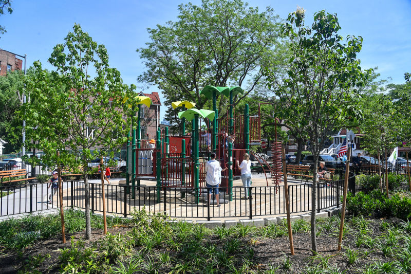 Babi Yar Triangle Playground : NYC Parks